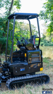Mini pelle 1T5 (1500 kg) Moteur Kubota - Minipelle IMX