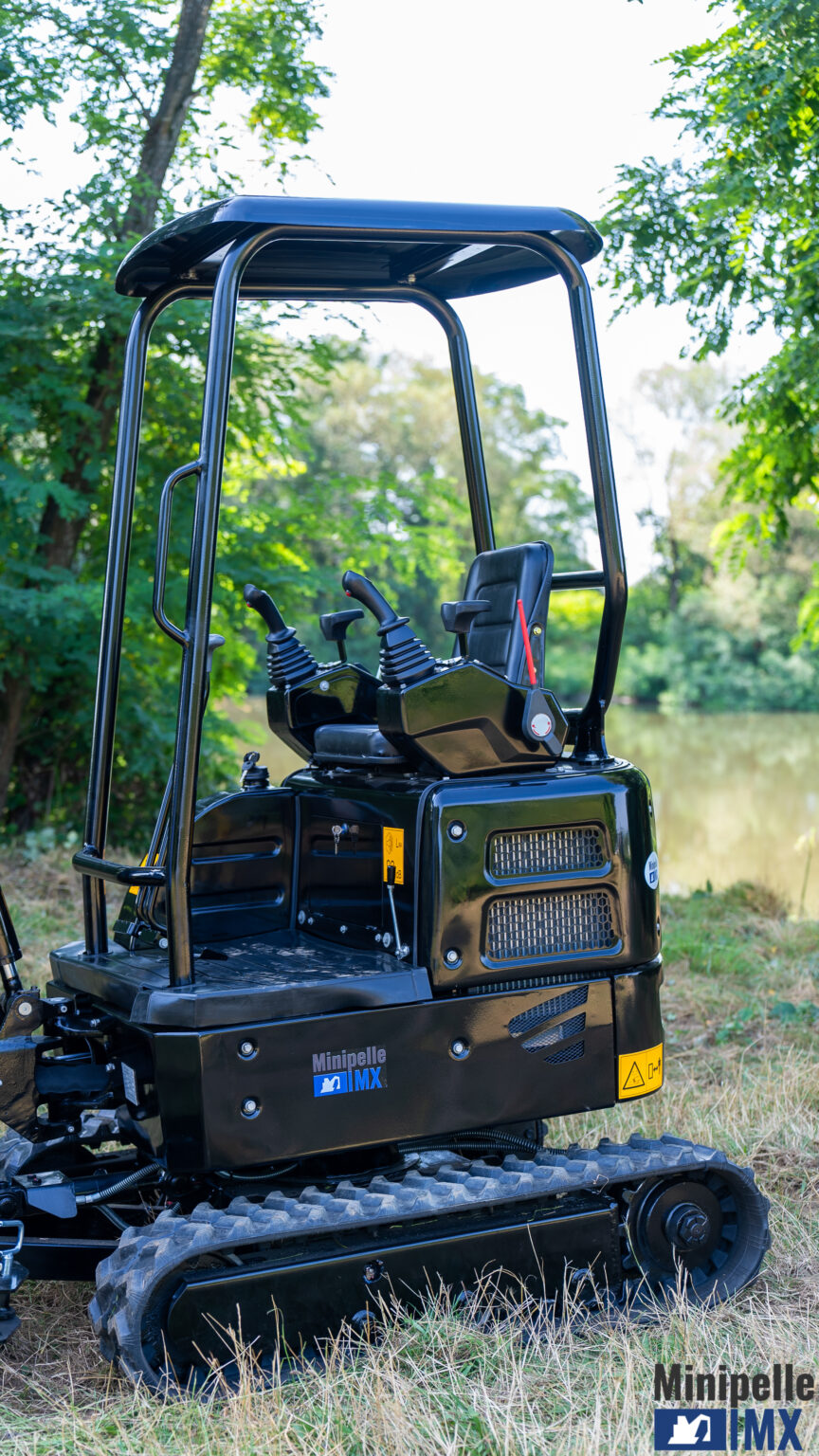 Mini pelle 1T5 (1500 kg) Moteur Kubota - Minipelle IMX
